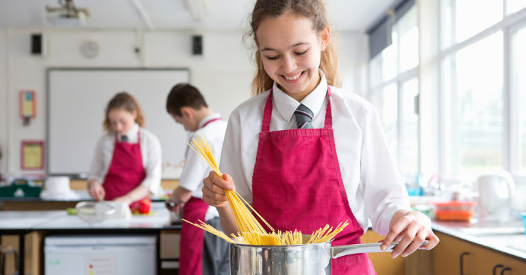 People Want Home Economics Brought Back To Teach Kids Life Skills ...