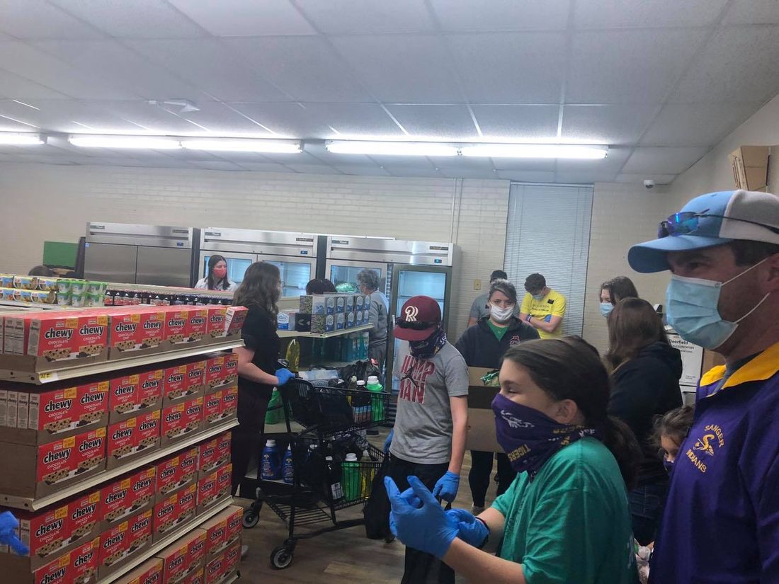 High School Opens Student-Run Grocery Store For Struggling Local ...