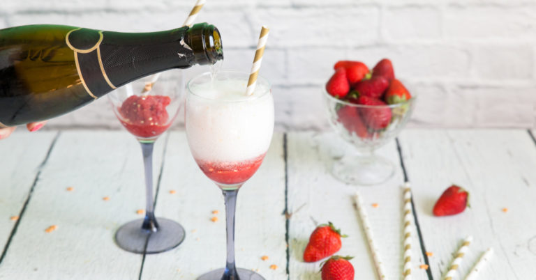 'Wine Floats' Are The New Hot Drink Trend Every Wino Needs to Know ...