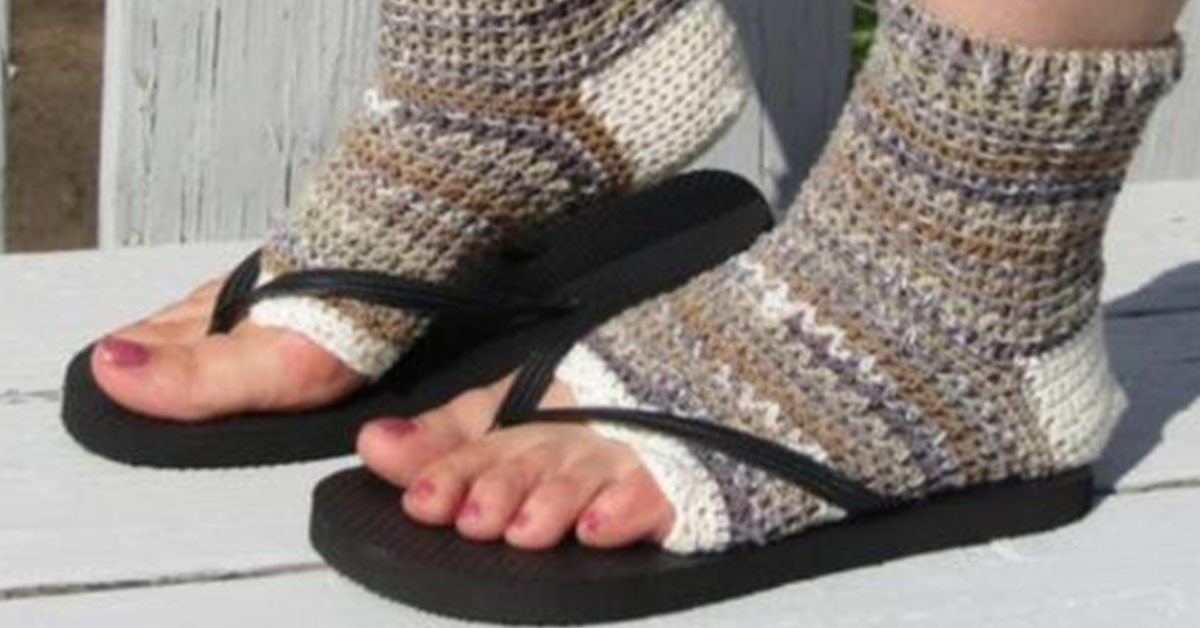 'Flip Flop Socks' Are a Thing Now : Tiffy Taffy