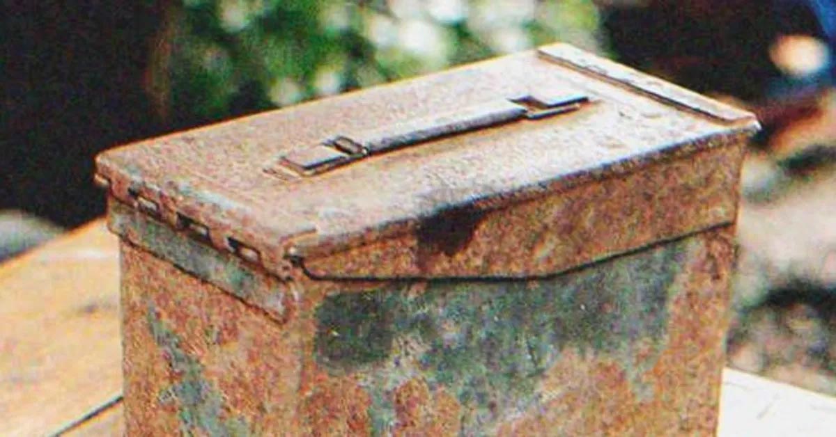Old Lady Gives Her Grandson a Dirty Tool Box, He Opens It Only After ...