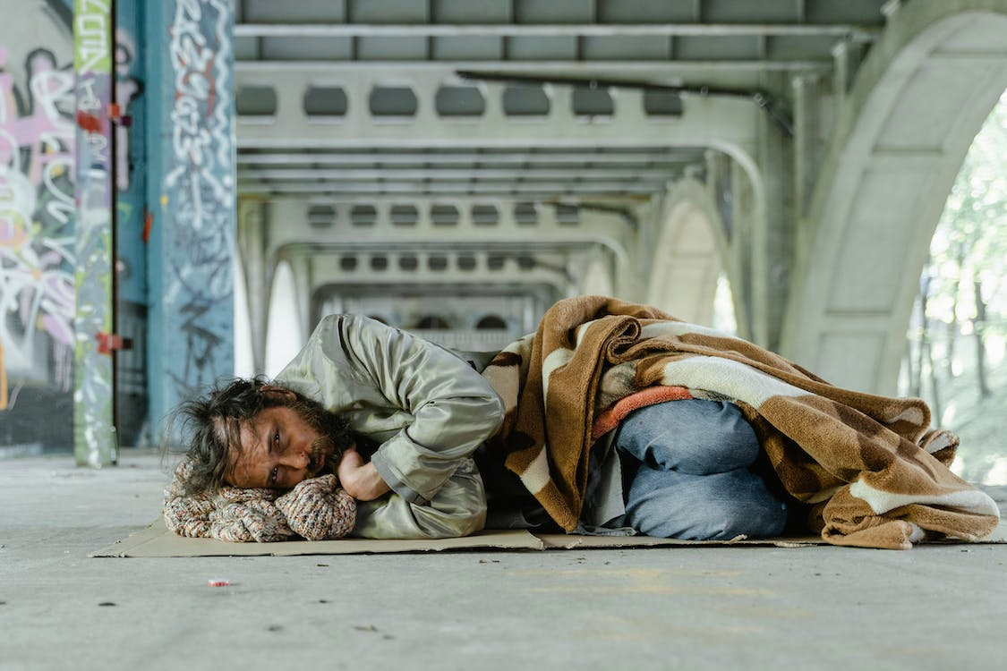 On a very cold night, a rich man outside met a homeless old man - a ...