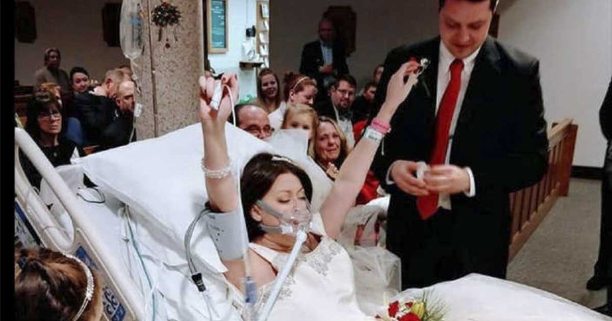 Woman with cancer gets married in hospital – passes away 18 hours later