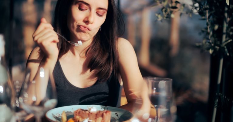 30 Rules for Restaurant Etiquette